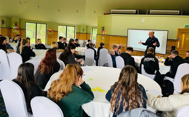 Promoting Careers in the Golf Industry - Golf Foundation